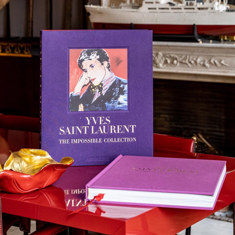 5 Books to Start off a Luxurious Library | Azyaamode